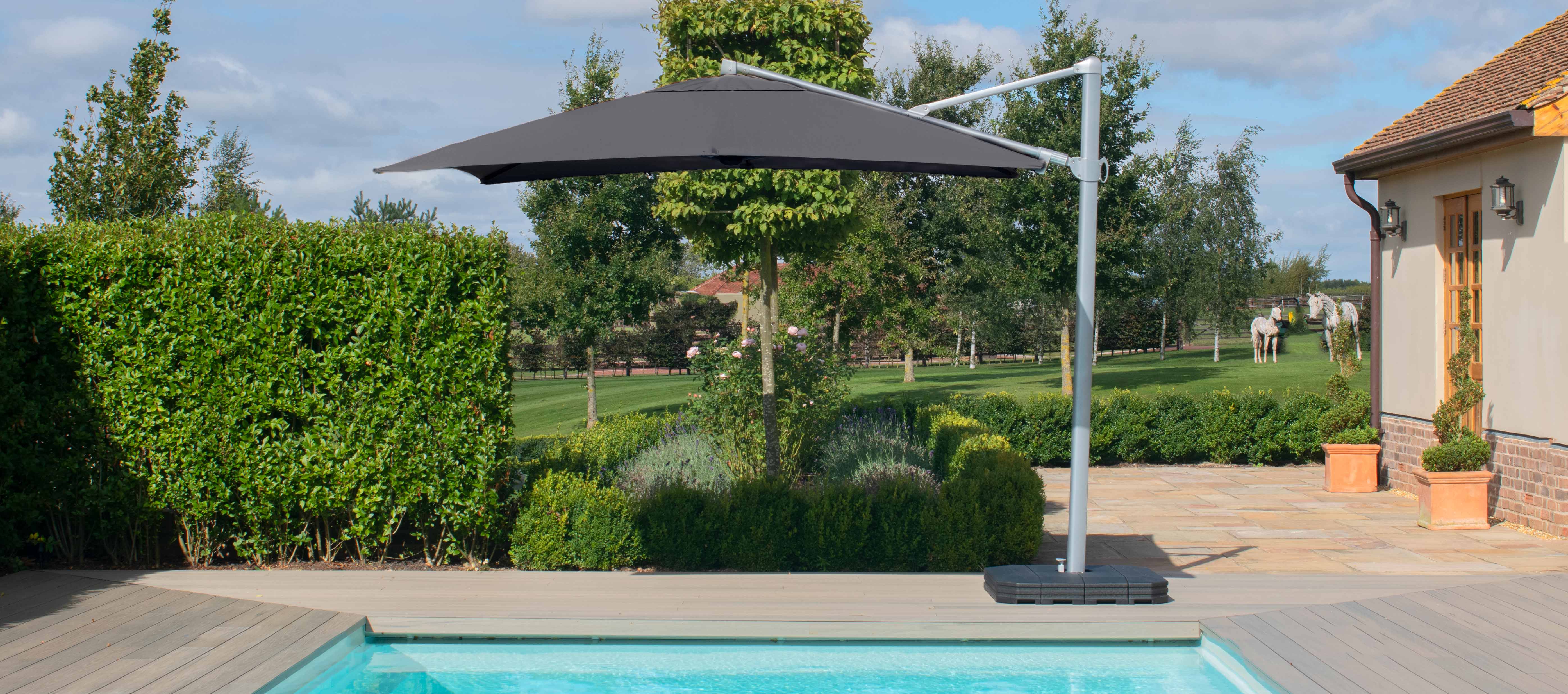 Maze Zeus LED 3x3M Effect Cantilever Parasol | Better Bed Company